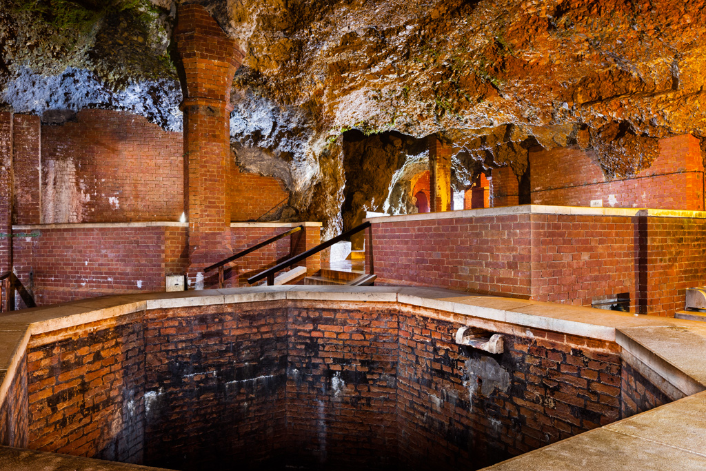 Alte Saline mit Salzmuseum – Bad Reichenhall (Salzgewinnung ...